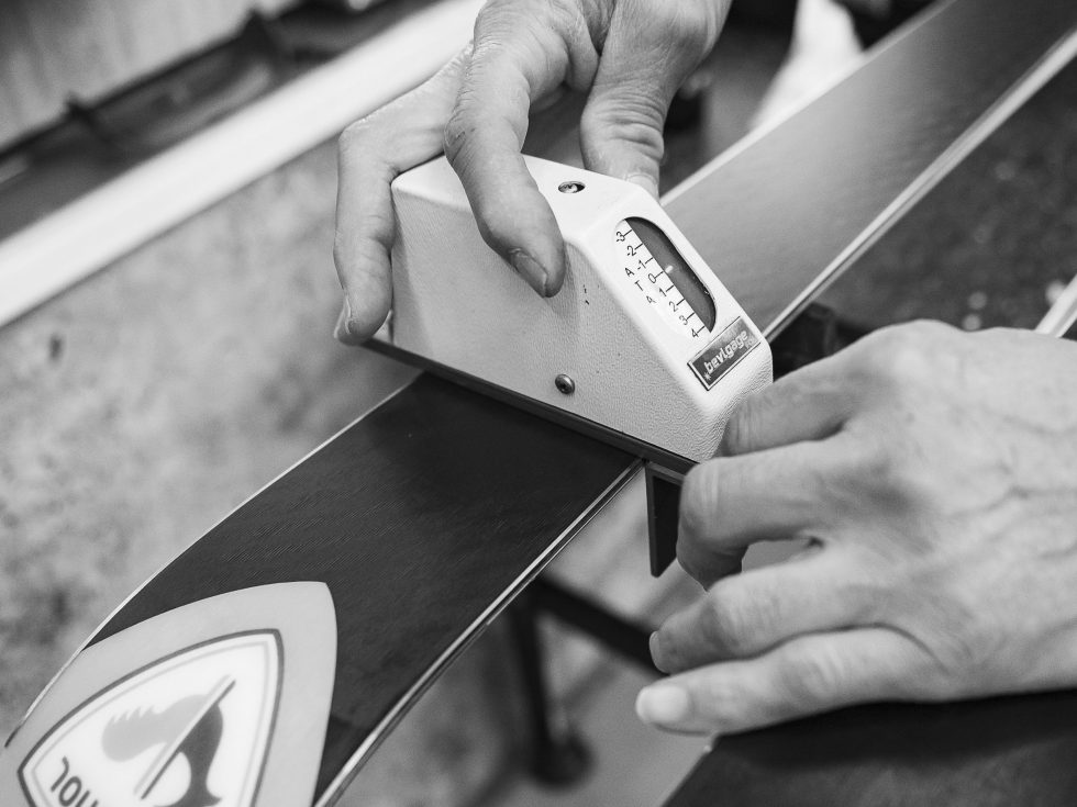 Edge Angle Explained - Profile Ski and Snowboard Services